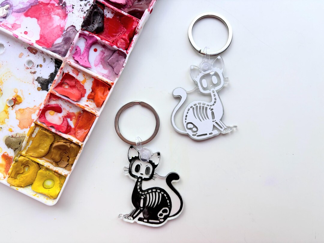 Skeleton Cat Keychain – Spooky Halloween Vinyl Cat Lover Accessory Gift ...