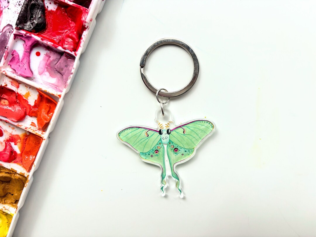 Luna Moth Butterfly Keychain – Green Acrylic Insect Lover Vinyl Nature ...