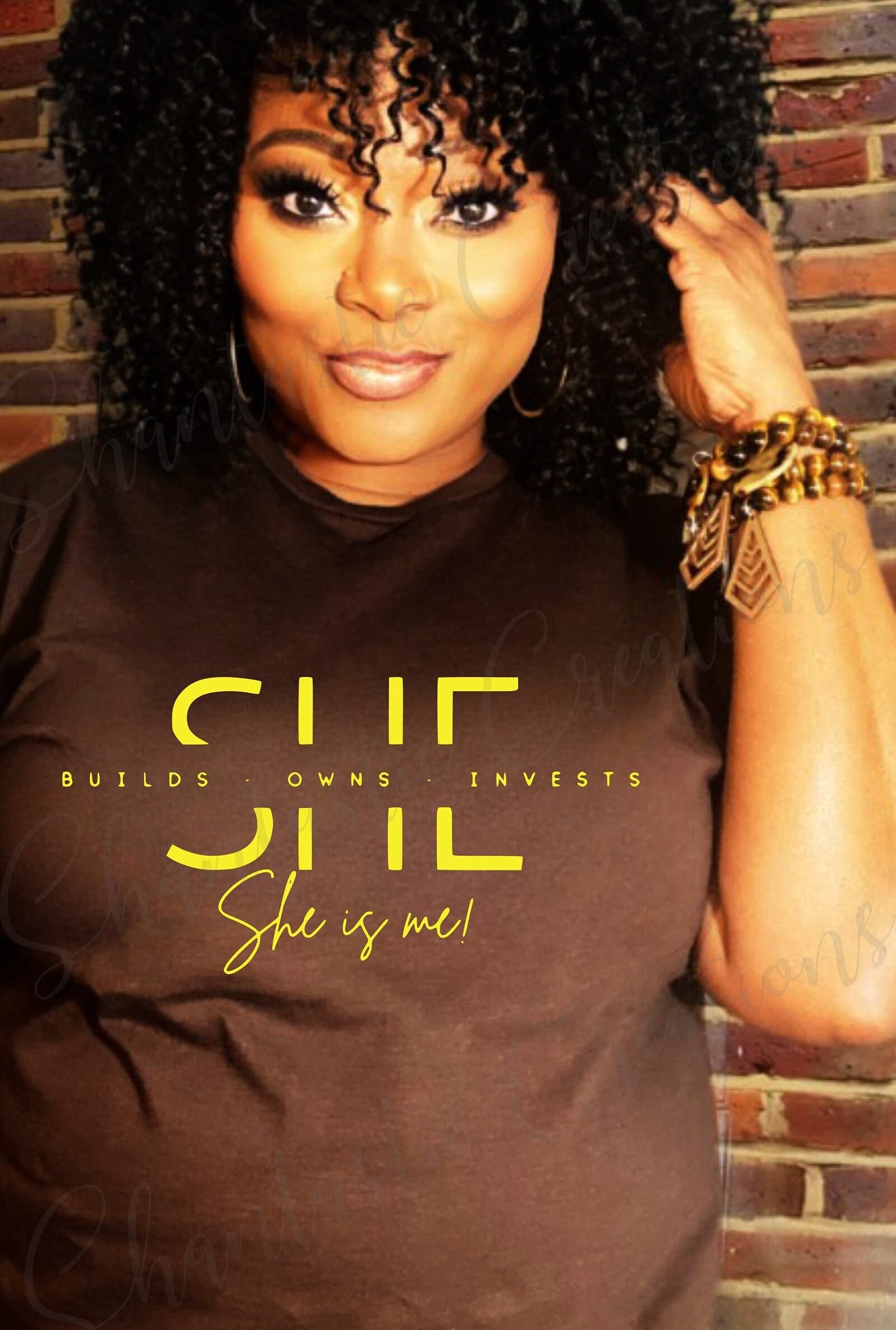 She Builds She Owns She Invests She is Me, Women Affirmations Shirt ...