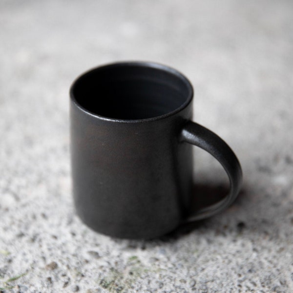Black Stoneware - Etsy