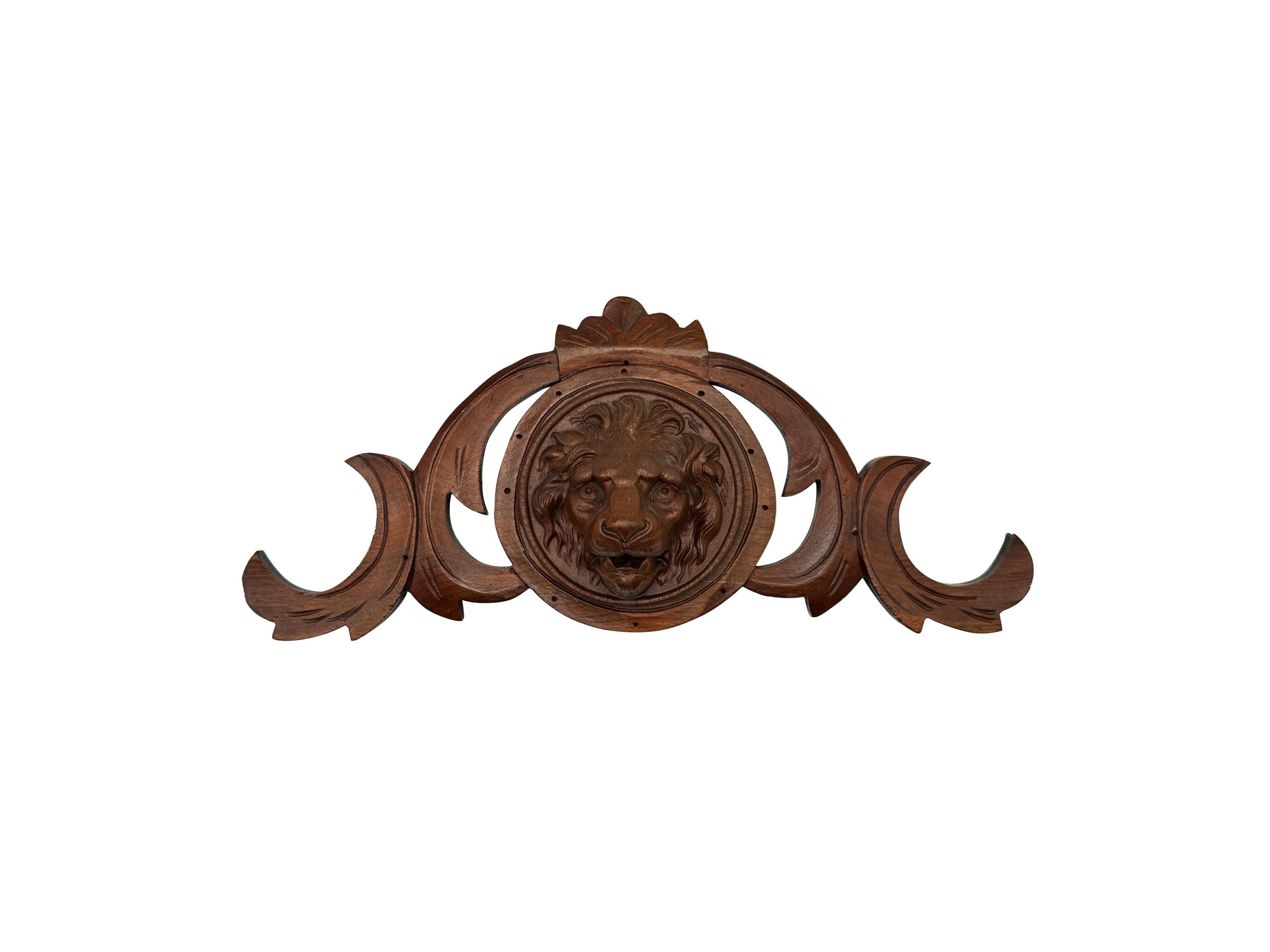 Antique Carved Walnut Lion Head Crest, Applique, Cartouche - Etsy