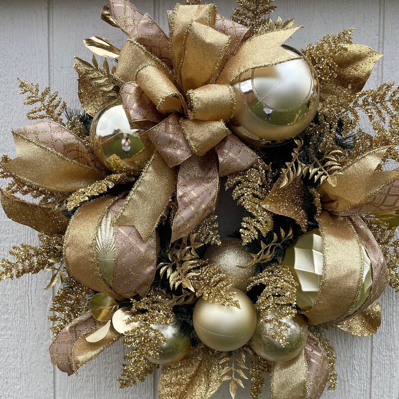 Gold Holiday Wreath - Etsy