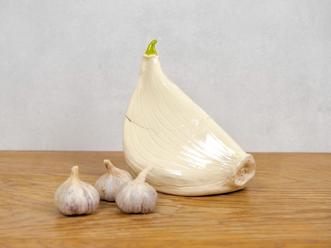 Сlove Garlic Keeper, Kitchen Decor, Garlic Jar, Kitchen Decor, Gift for ...