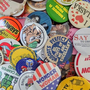 Vintage Button Pin Collection: Random Assorted Pinbacks - Etsy