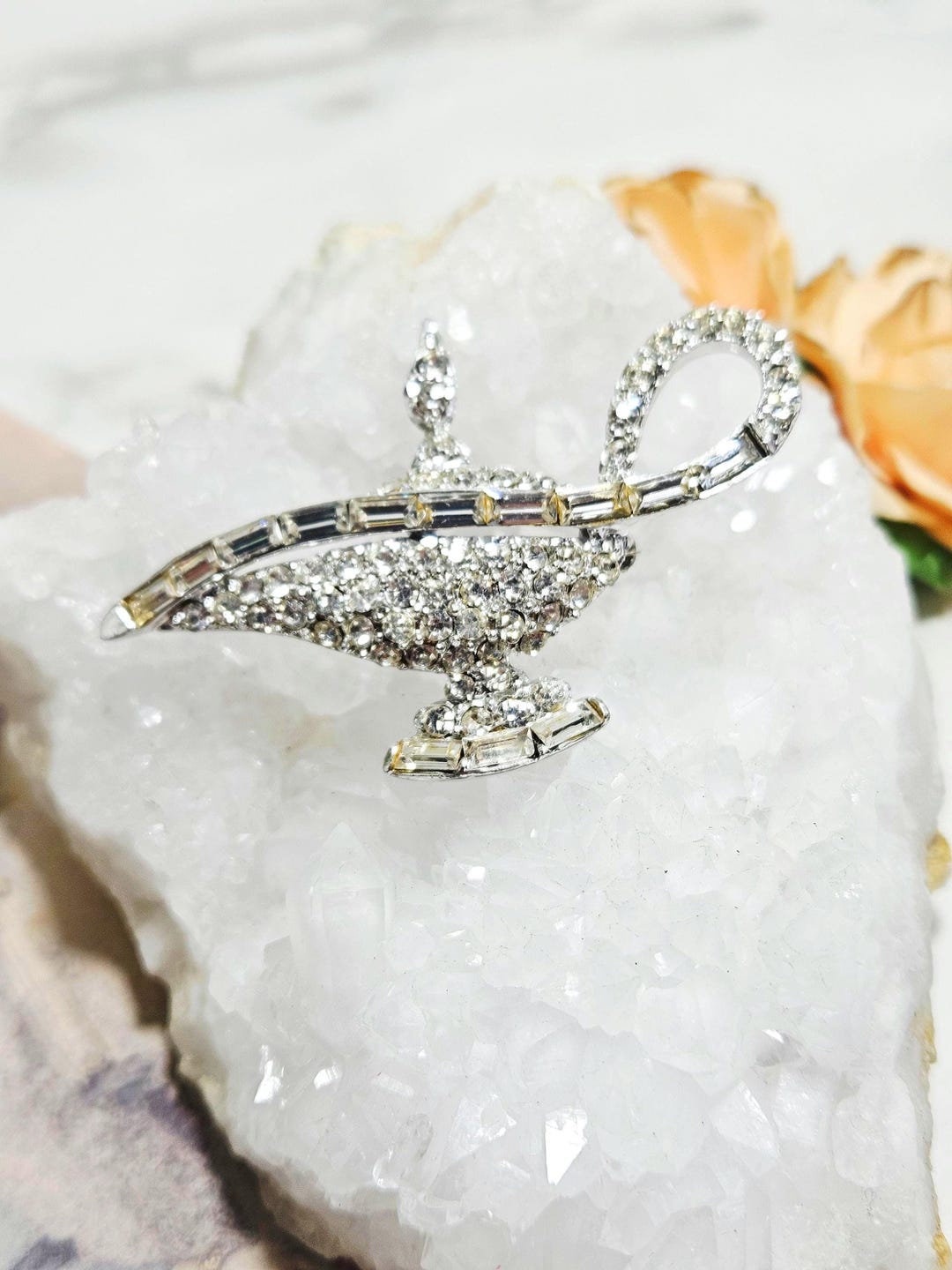 Vintage Crystal Rhinestone Genie Lamp Brooch - Etsy