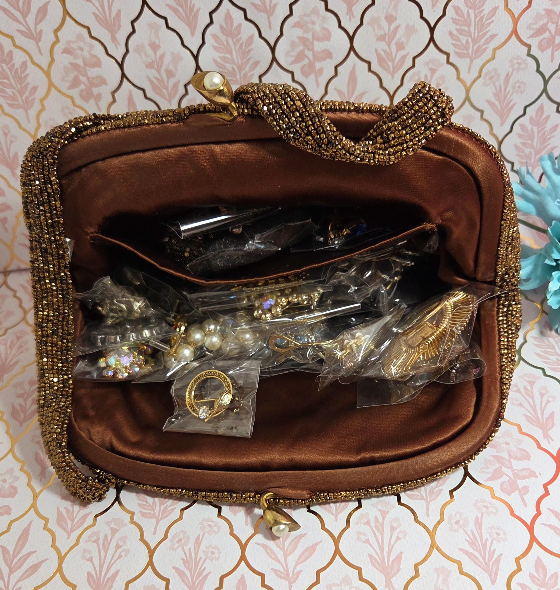 Vintage Christmas Gift Ready Beaded Purse With Jewelry Sherman Lisner ...