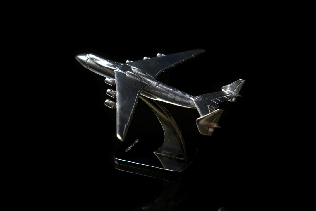 Unique Handmade Aircraft Skin An-225 Model: Luxury Gift for Office Home ...