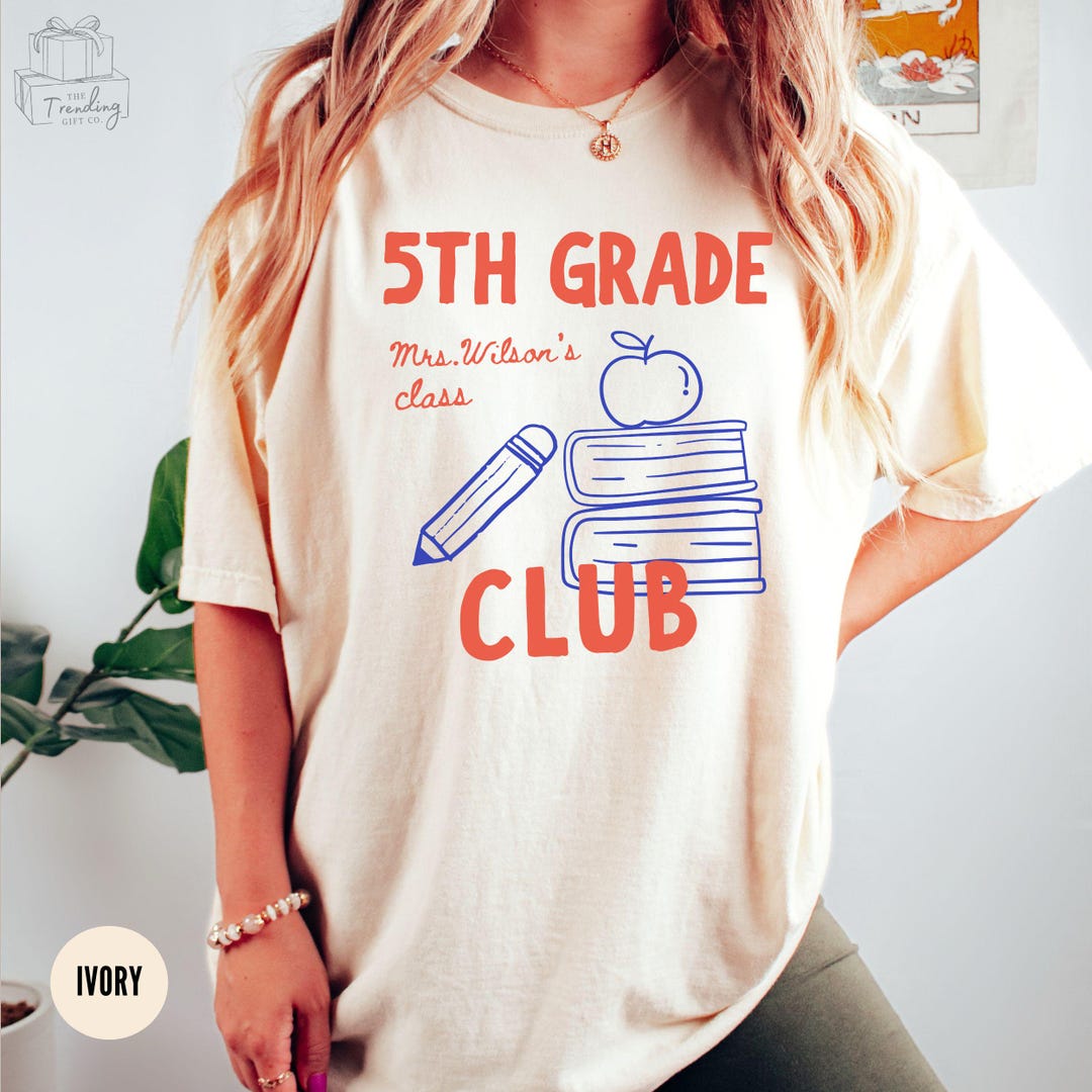 Custom Fifth Grade Teacher Retro Shirt, Comfort Colors® 5th Grade Teach ...