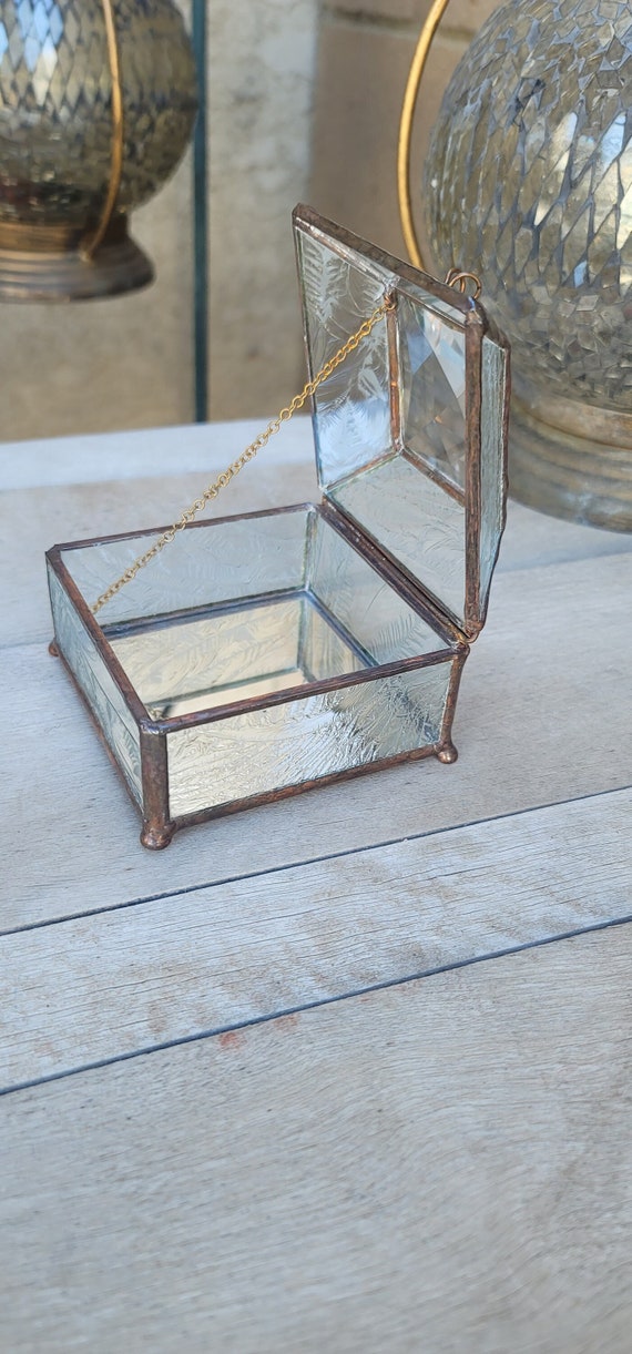 small glass trinket - Gem