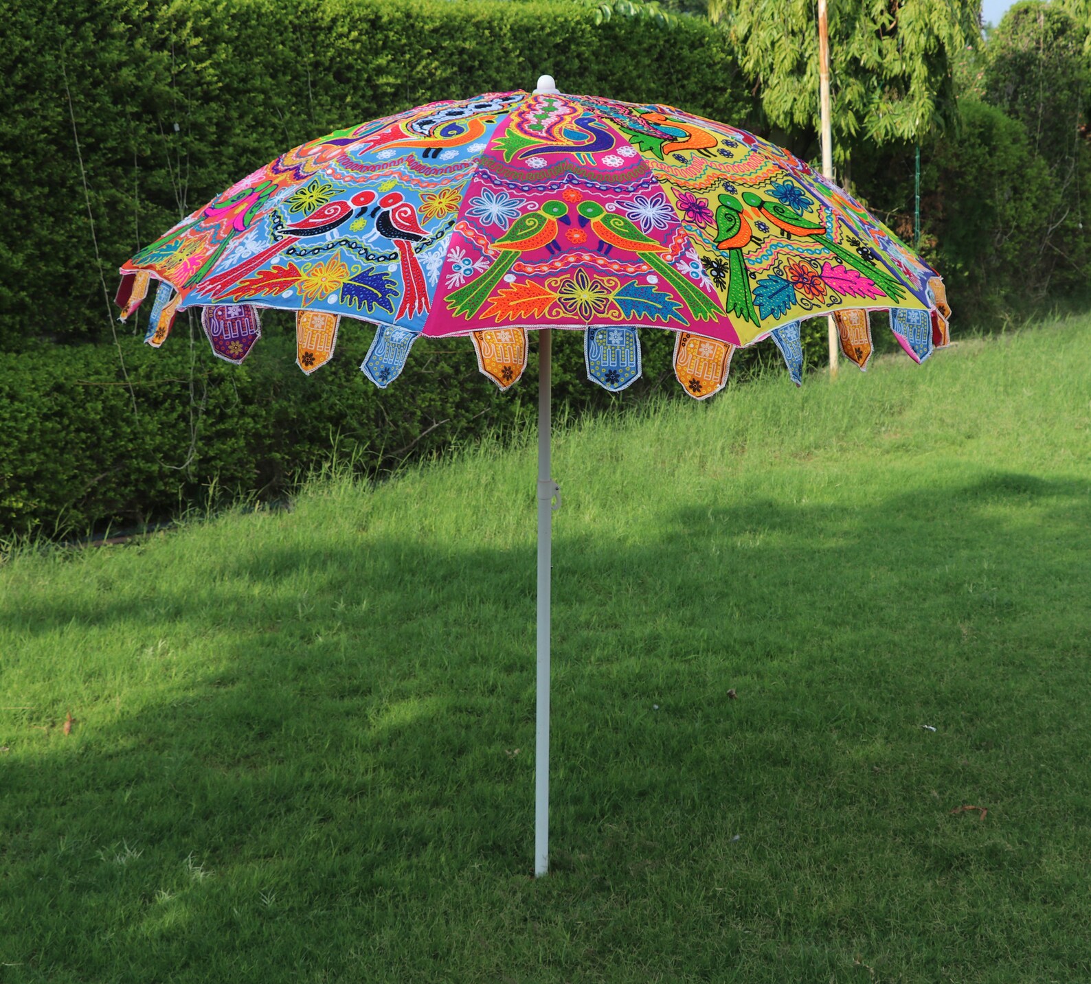 Amazing Handmade Multi Color Peacock and Parrot Design Parasol ...