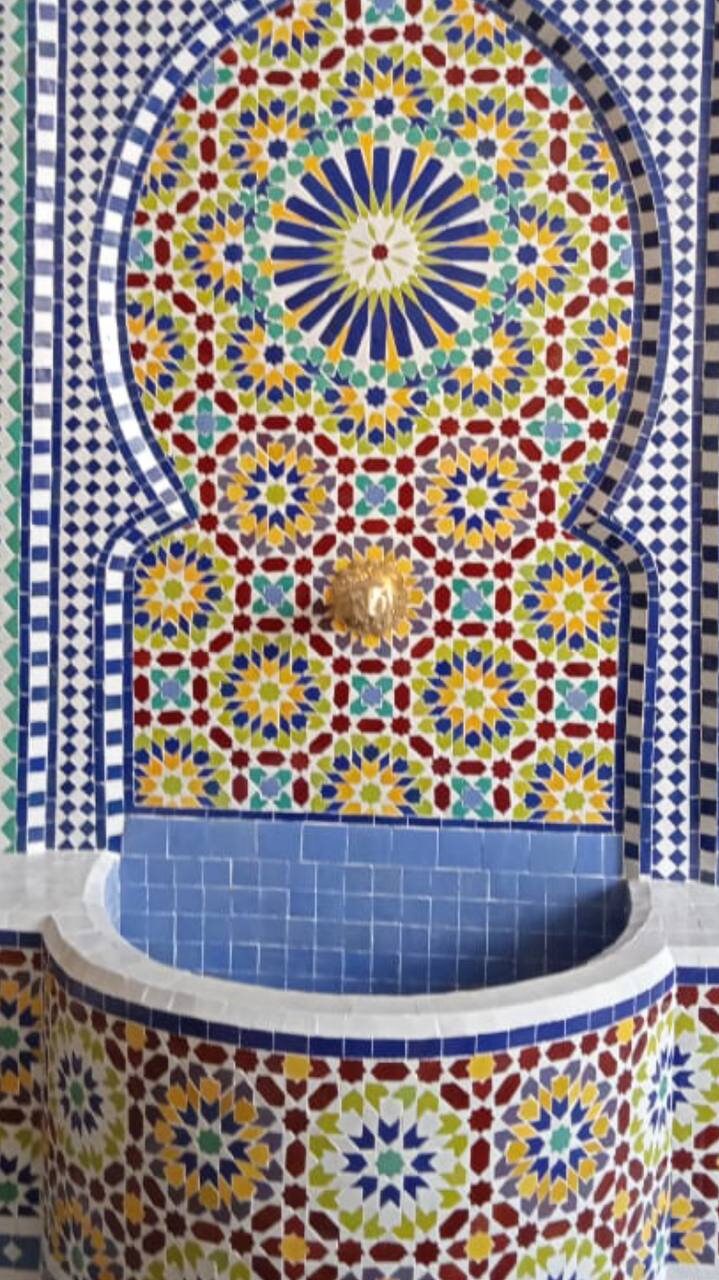 Moroccan Mosaic tiles fountain Handcrafted Zellige fountain | Etsy
