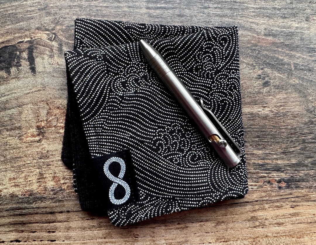 EDC Hank Dotted Wave Black - Etsy