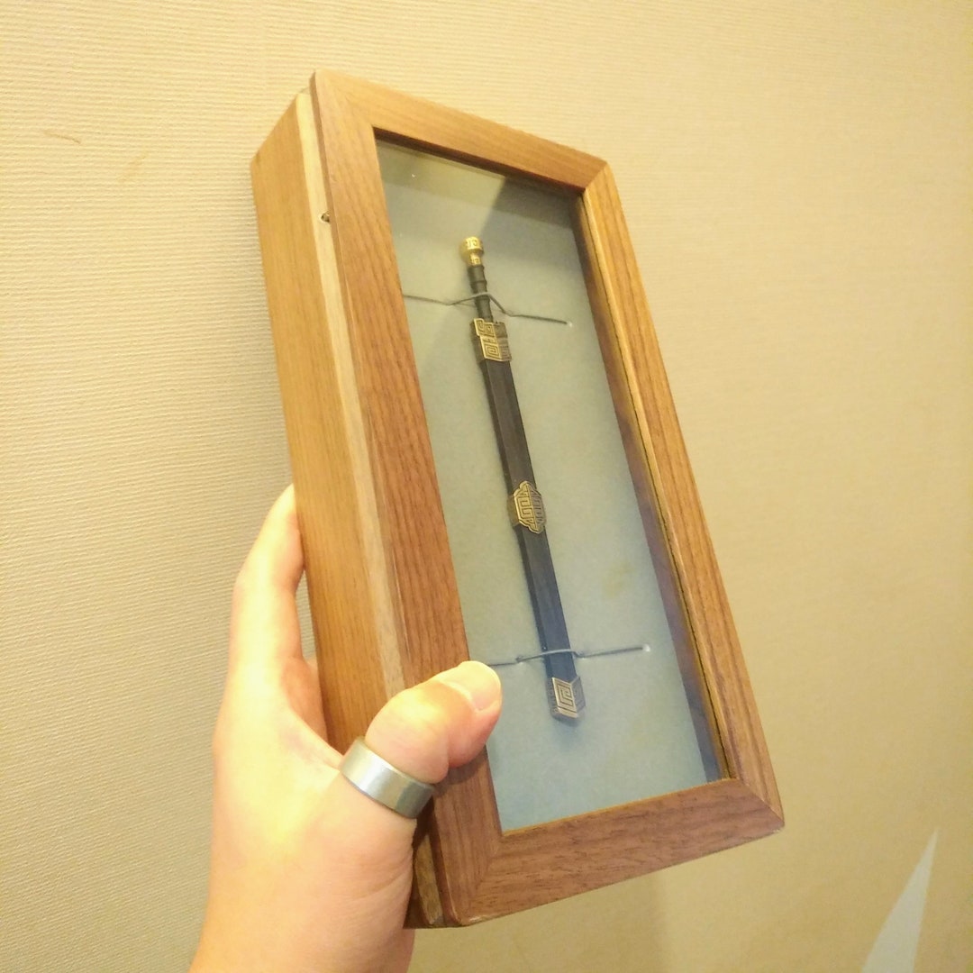 Miniature Knife/sword Display Case/box, Black Walnut Box With Quarz Lid ...