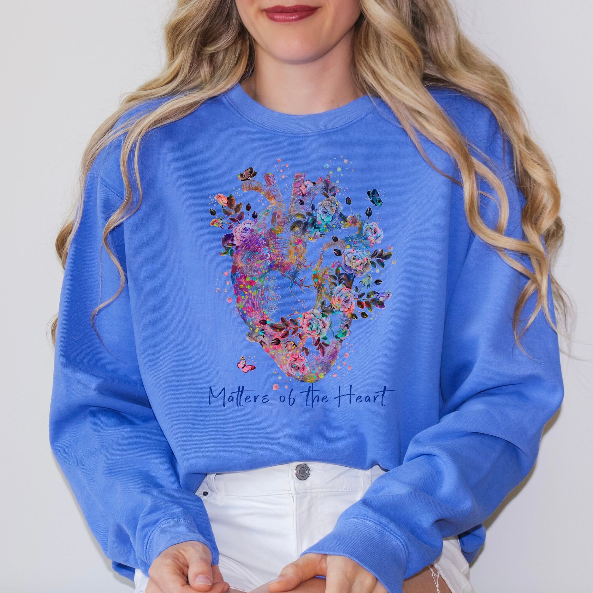 Heart Sweatshirt Cardiologist Dr Nurse Crewneck Sweatshirt Cardio ...