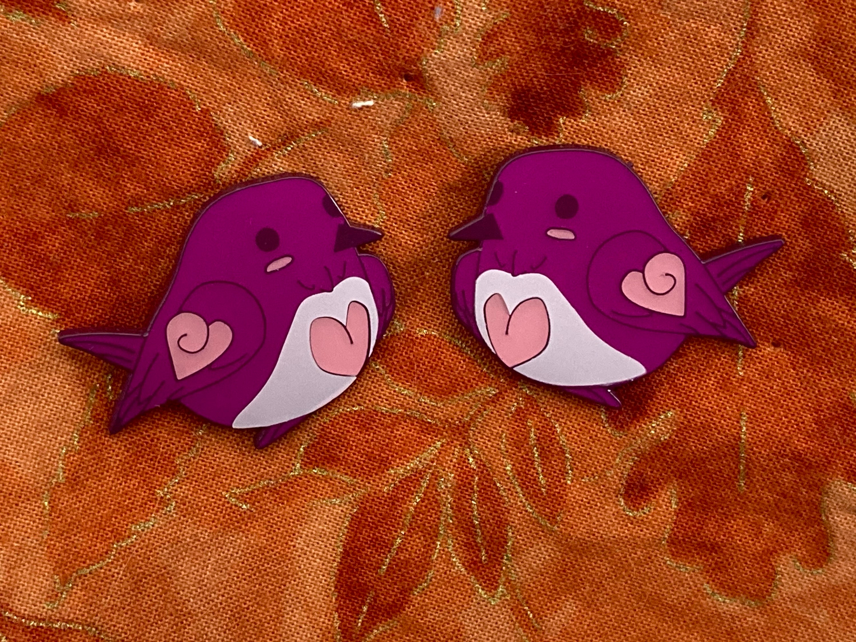 Kissing Love Birds Set Of 2 Soft Enamel Pin 1 25 With Epoxy Etsy