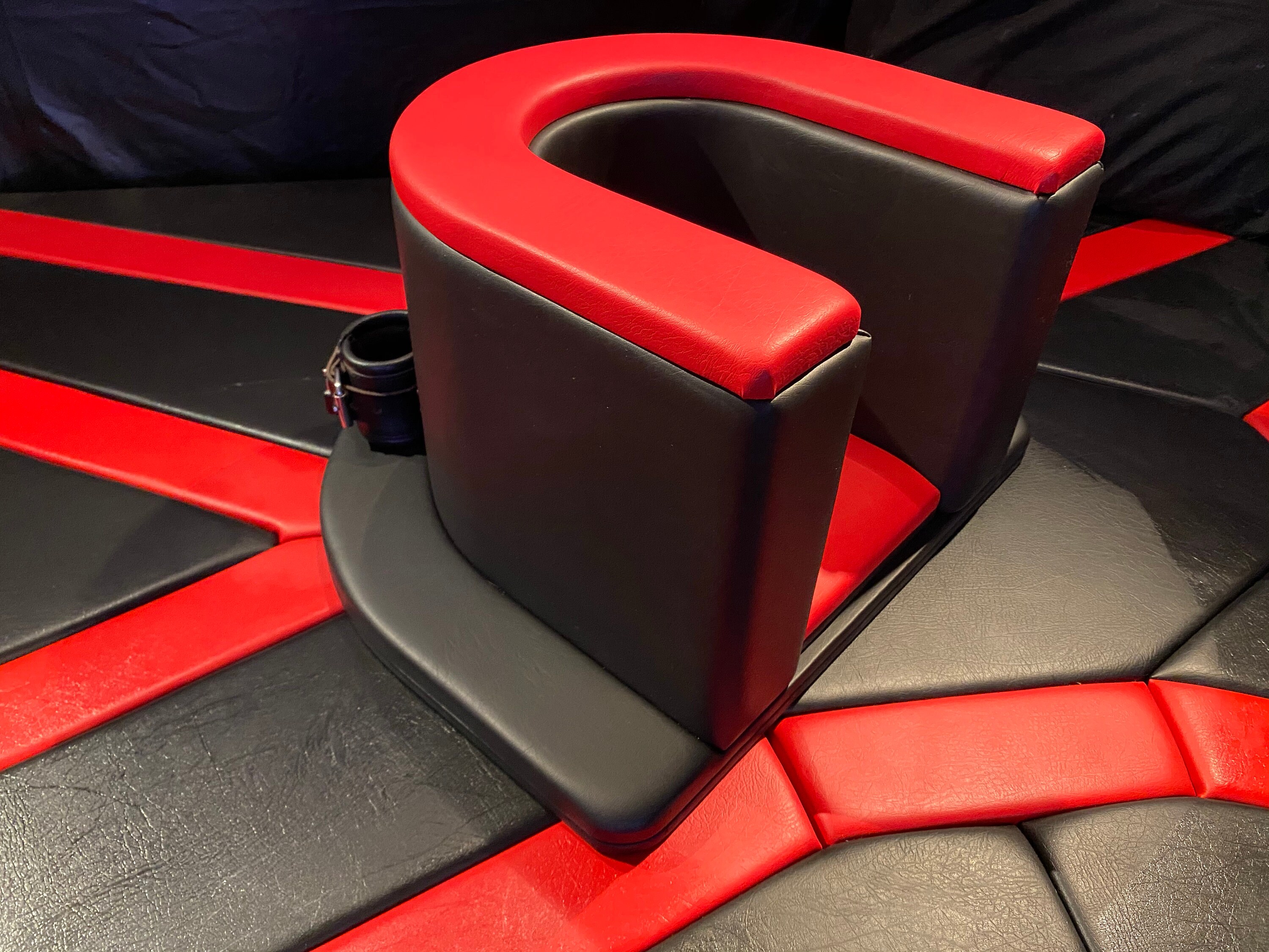 Rimming / Queening Chair - Etsy