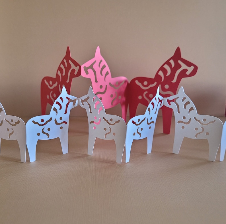 Dala Horse Paper Chain SVG, Digital Cut File for Cricut - Etsy