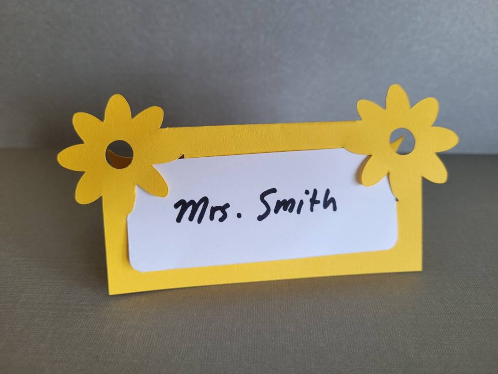 Daisy Place Card SVG Template, Digital File for Cricut - Etsy