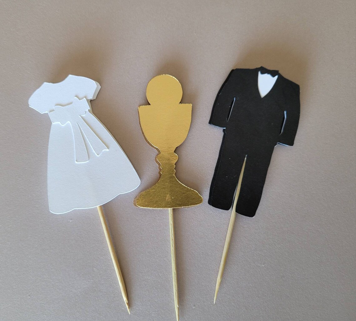First Communion Cupcake Toppers SVG, Layered Digital File Set - Etsy