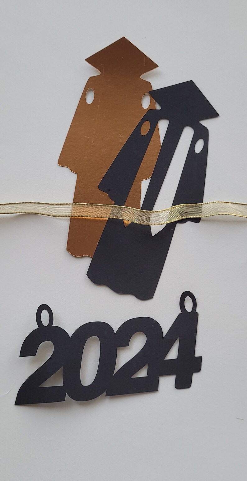 Graduation Robe 2024 Banner SVG, DIY Cut Digital Files for Cricut ...