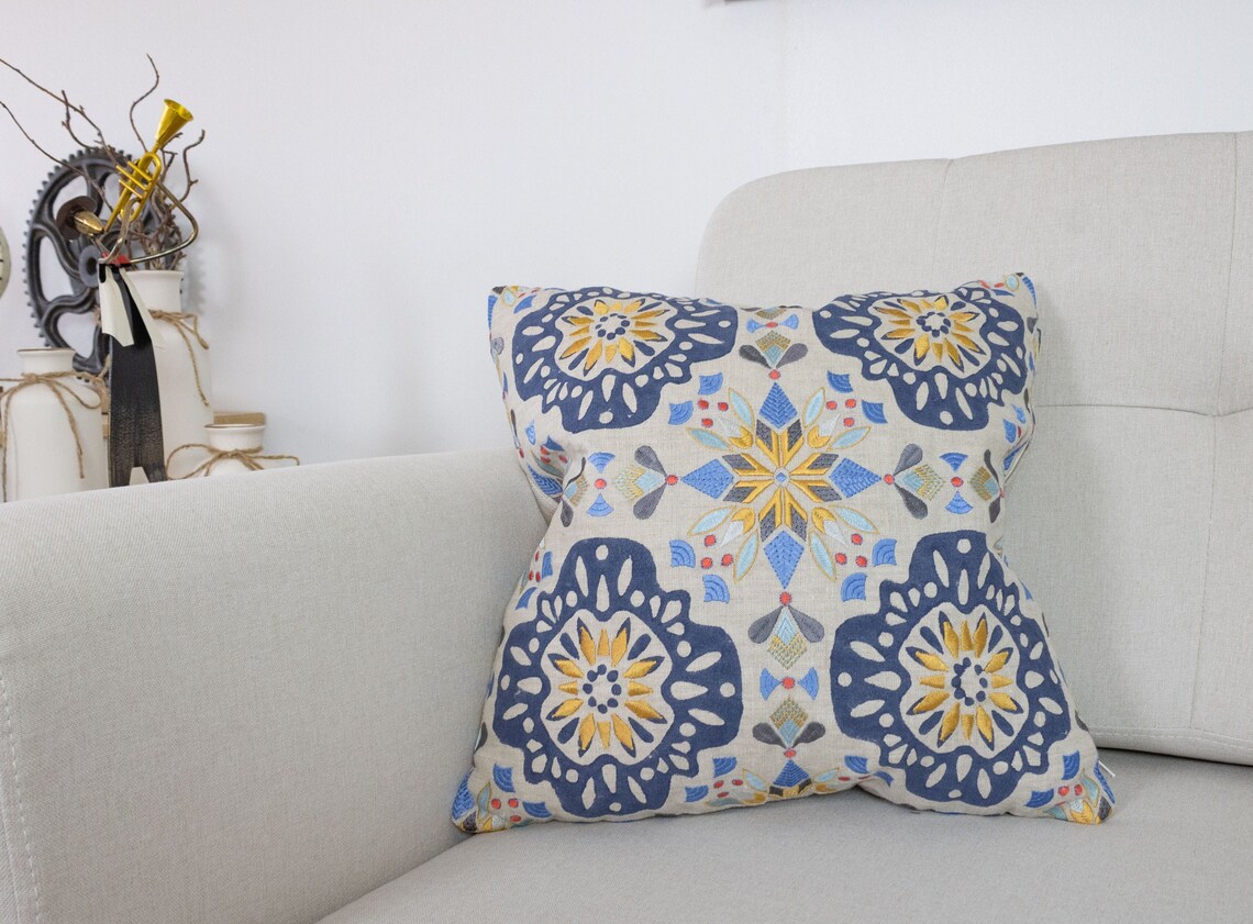 Pollack lola Atlantis Medallion Accent Pillow - Etsy