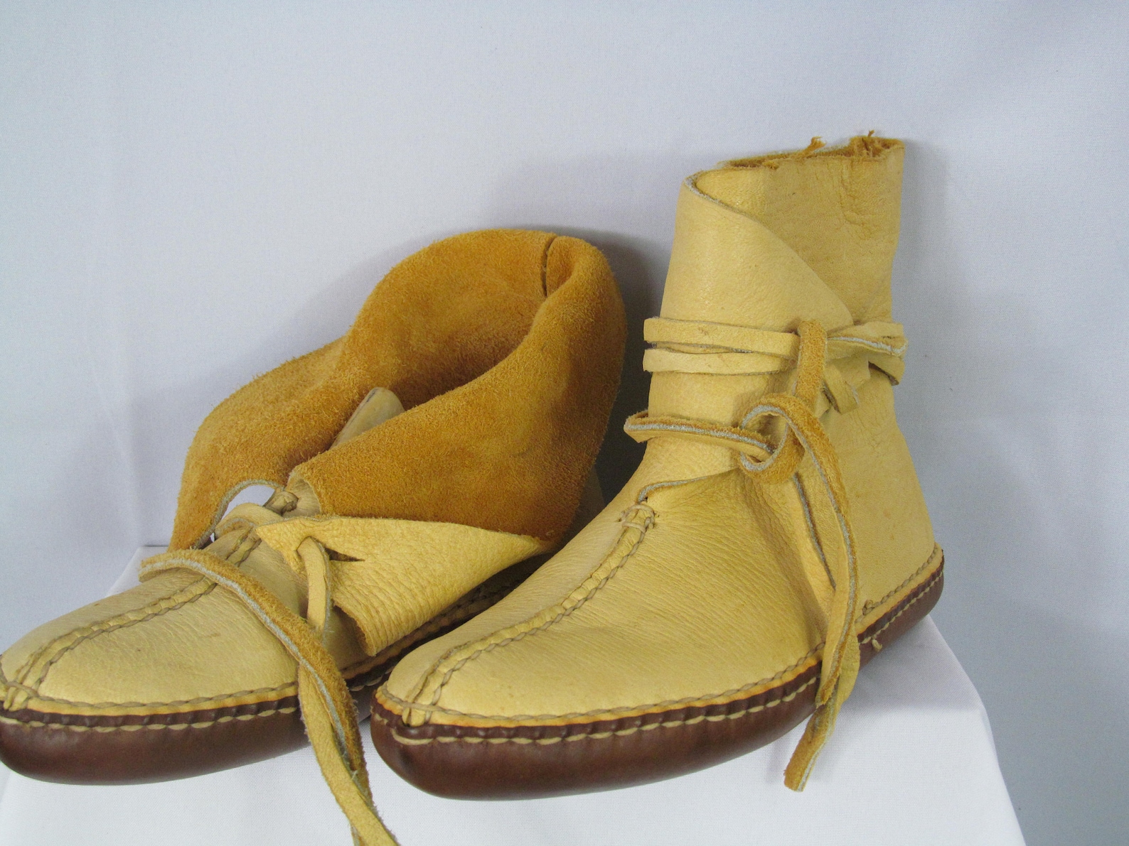 High Center Seam Moccasins Size 11 D - Etsy