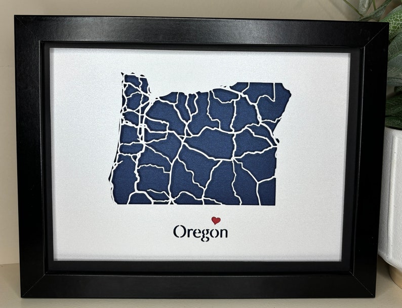 Oregon State Map Paper Cut Shadow Box SVG, Lightbox Template (digital ...