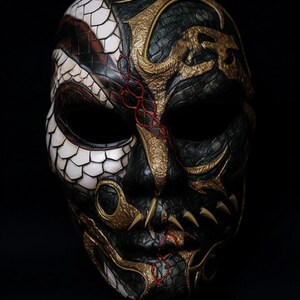 SERPENTIS Transforming Mask to Reveal Your Inner Strength and Unleash ...