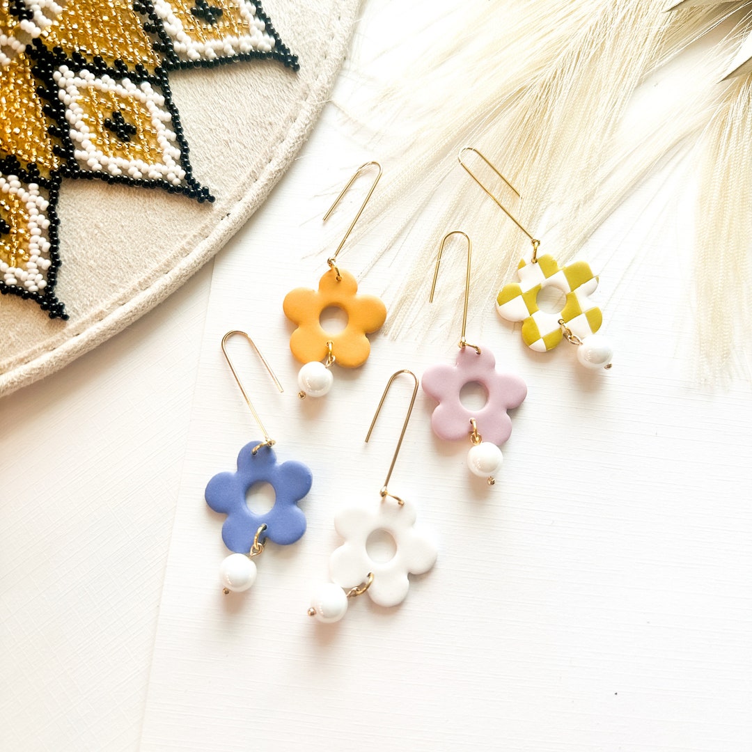 Daisy Dangles - Etsy