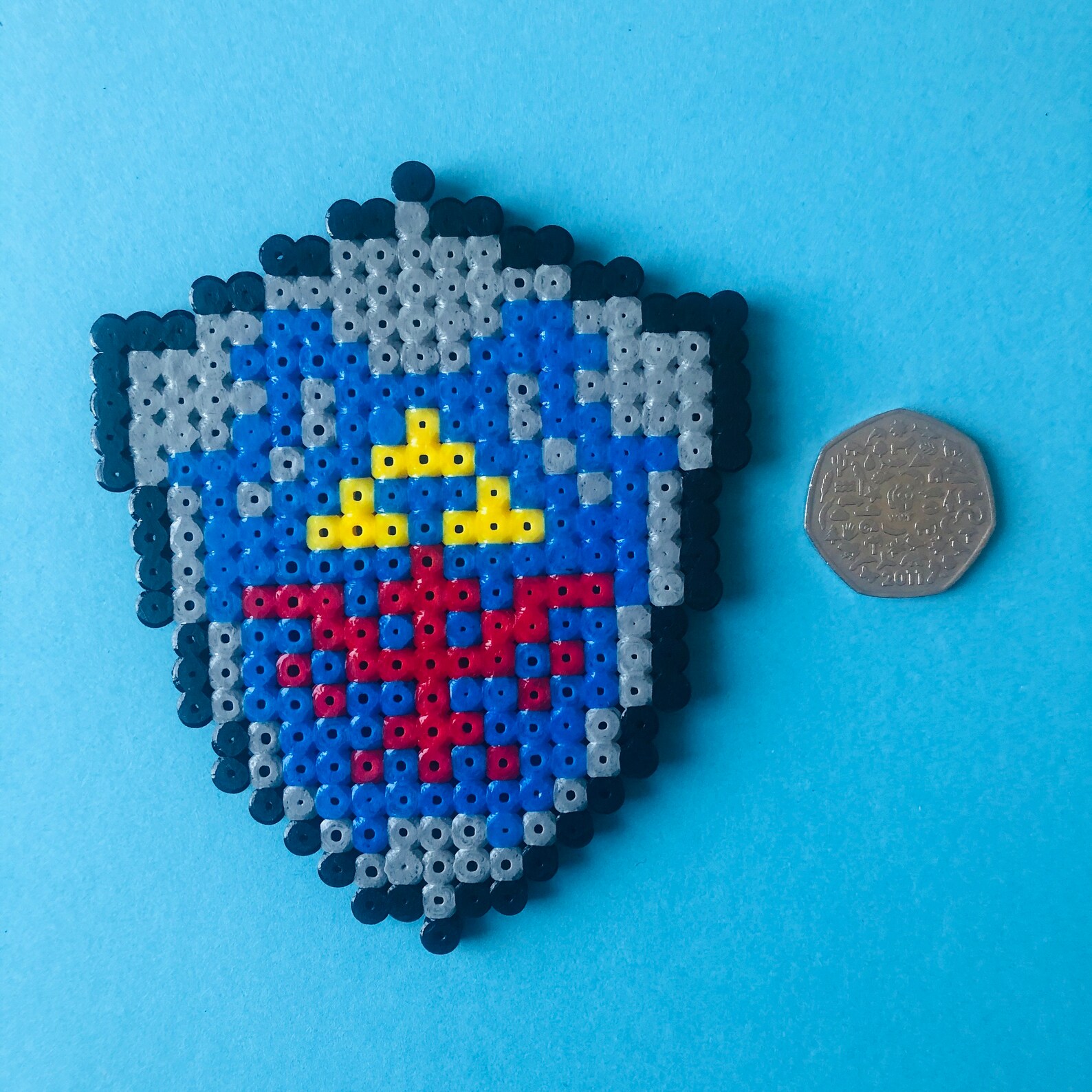 Hylian Shield / Pixel Art | Etsy
