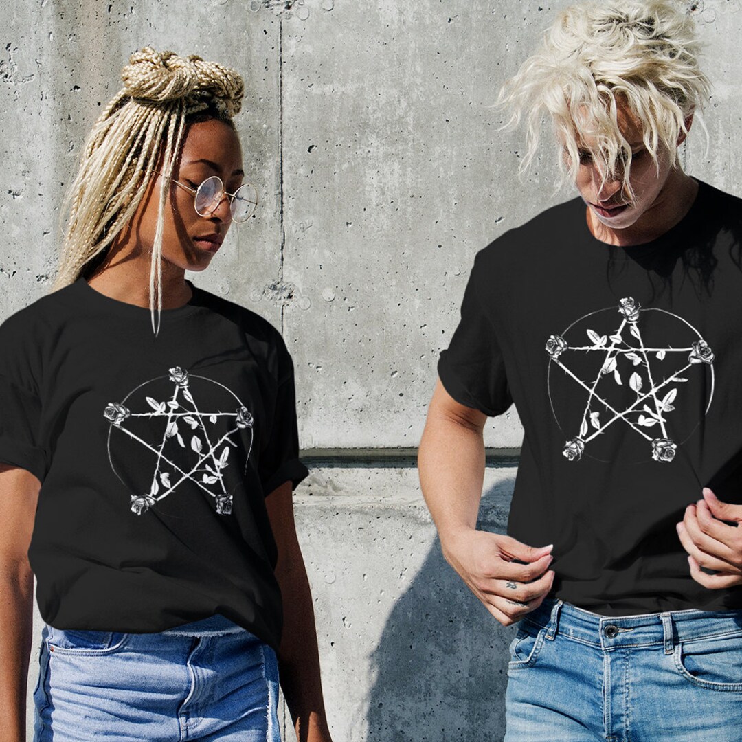 Camiseta gráfica con pentagrama rosa / Ropa de brujas / Moda ...