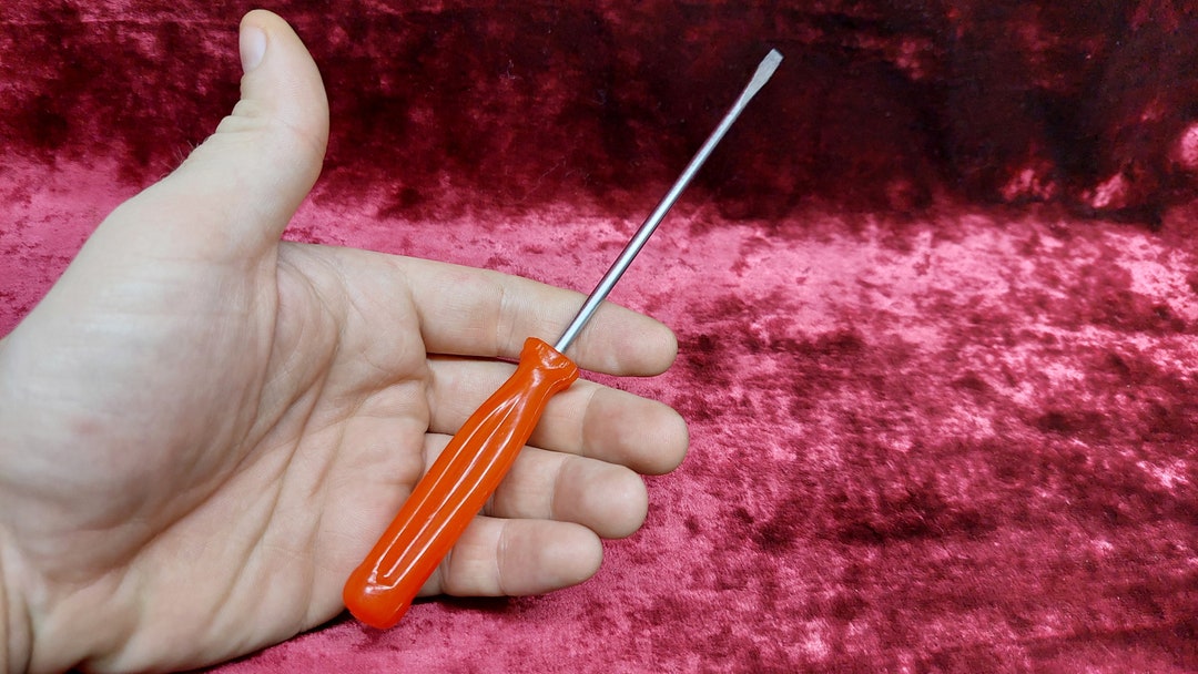 Vintage Metal Screwdriver With Hard Plastic Handle Powerful Screw Tool ...