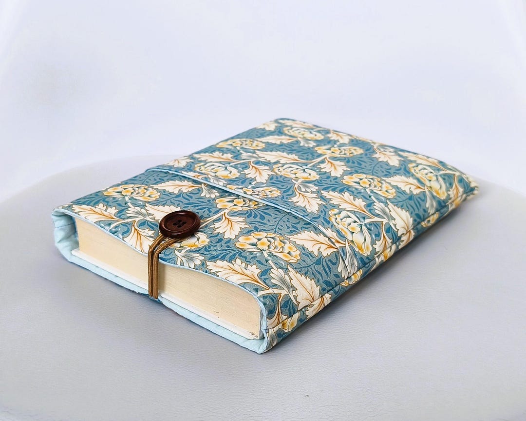 William Morris Padded Book Sleeve With Pocket / Pouch for Hardcover ...