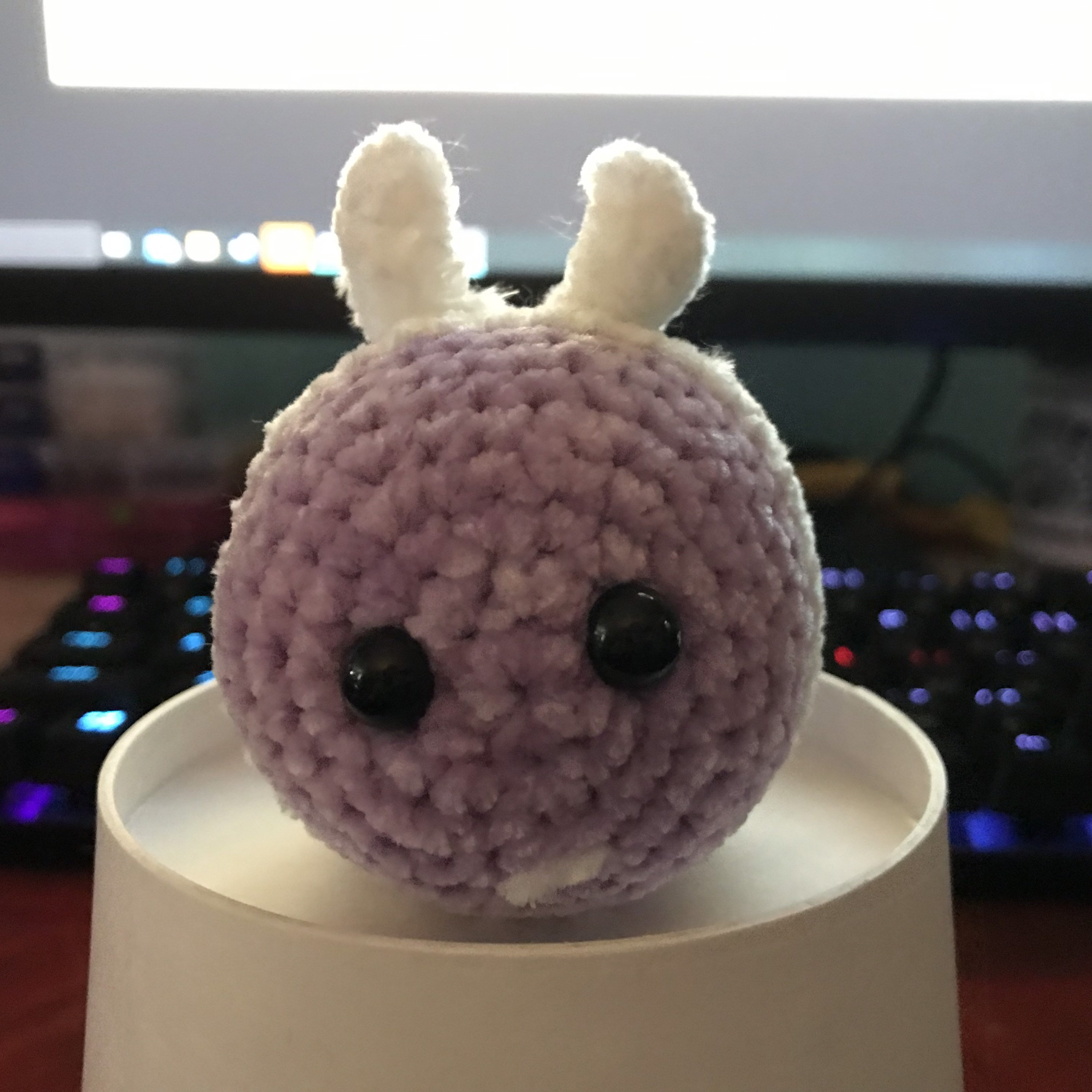 Tiny Stress Ball Bee. - Etsy