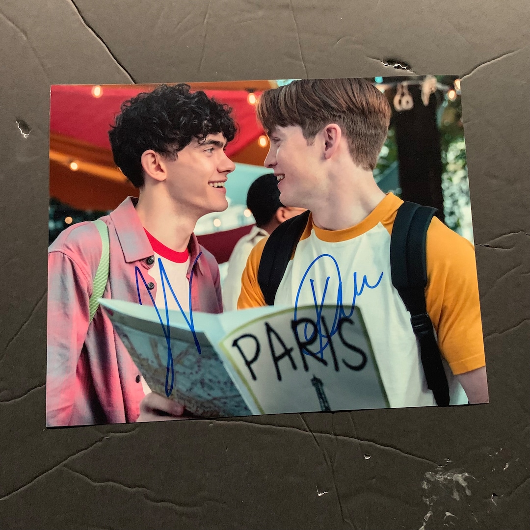 Joe Locke and Kit Connor Signed Heartstopper LGBTQ 8x10 Photo - Etsy