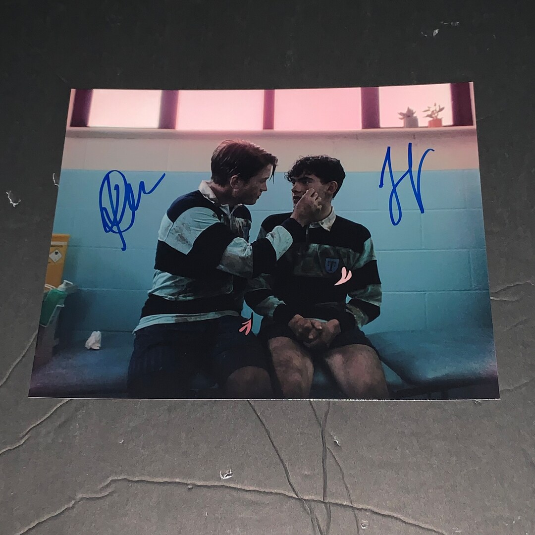 Joe Locke and Kit Connor Signed Heartstopper Sitting LGBTQ 8x10 Photo ...