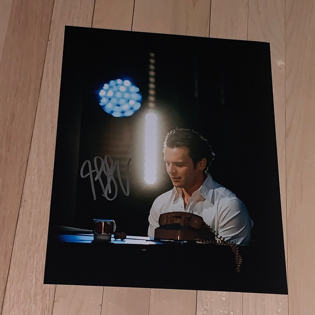 Jonathan Groff Signed Merrily We Roll Along Hamilton Broadway 8x10 ...