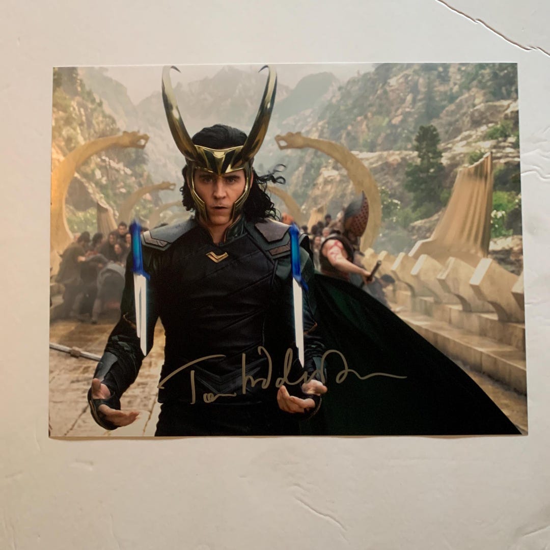 Tom Hiddleston Signed Thor Loki Marvel Avengers 11x14 Photo C - Etsy