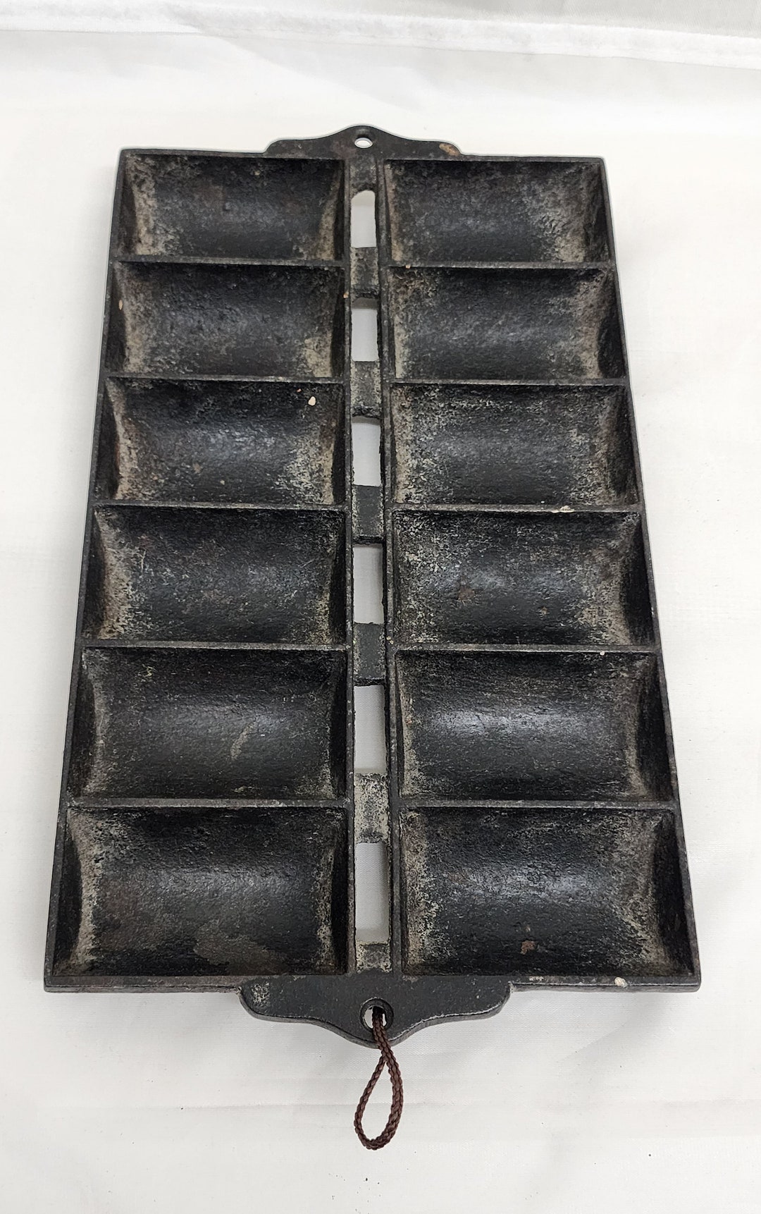 Cast Iron French Roll Pan, Gate Marked - Etsy