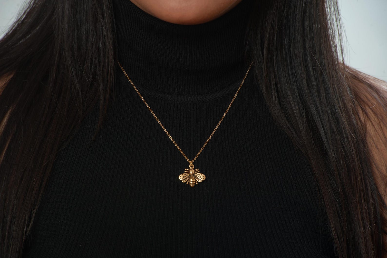 Bee Pendant Necklace - Bumblebee Jewelry - Layering Charm - Etsy