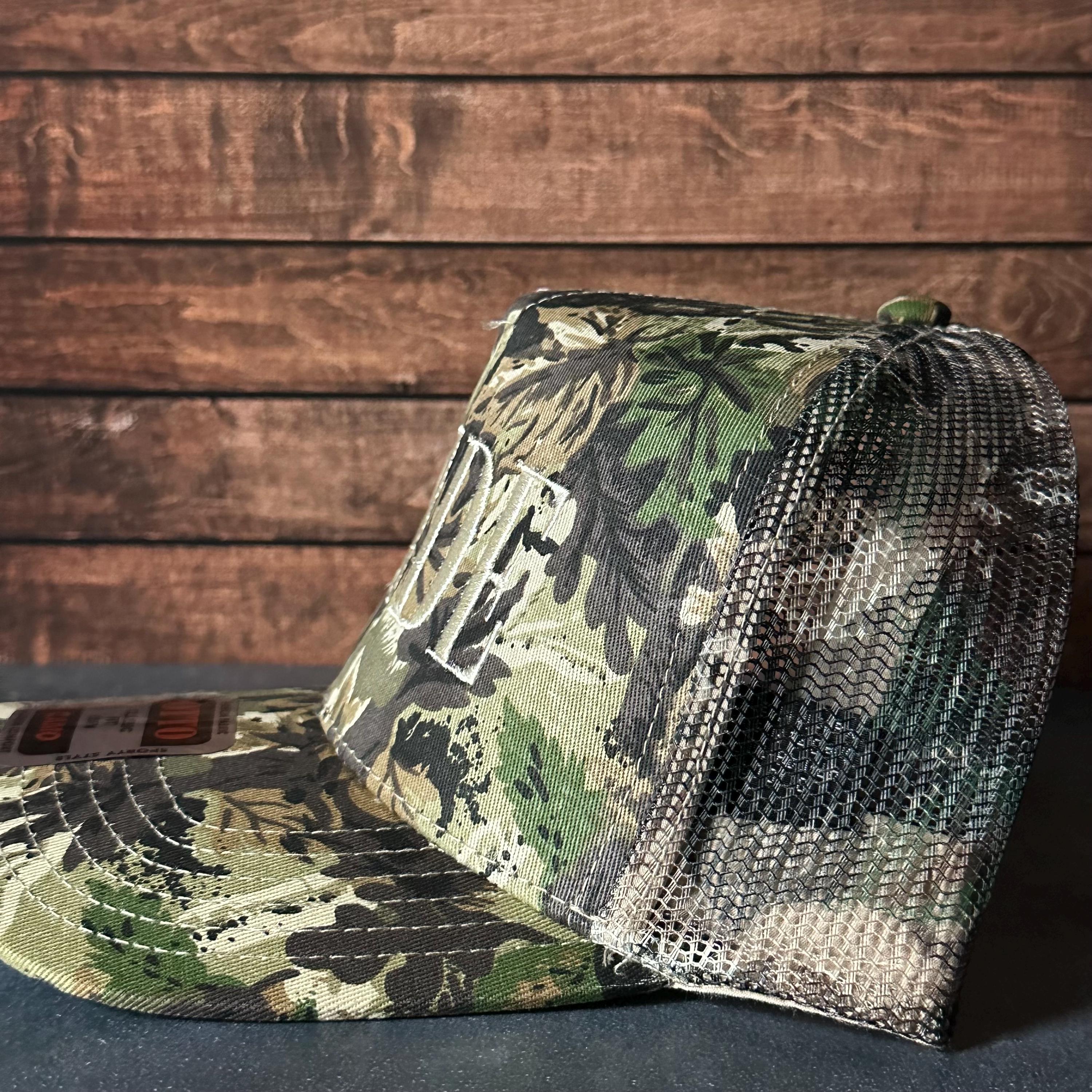 Vintage Style Bride and Groom Camo Trucker Hats Bridal Gift, Honeymoon ...