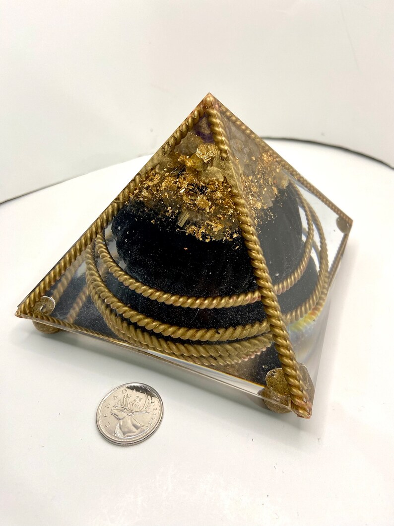 Amethyst Quartz Orgone Pyramid, Giza 8-side, EMF Protection - Etsy