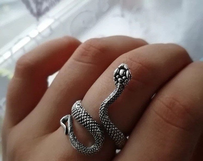 Snake Ring || 3 Colors Available || Silver, Gold & Black - Etsy