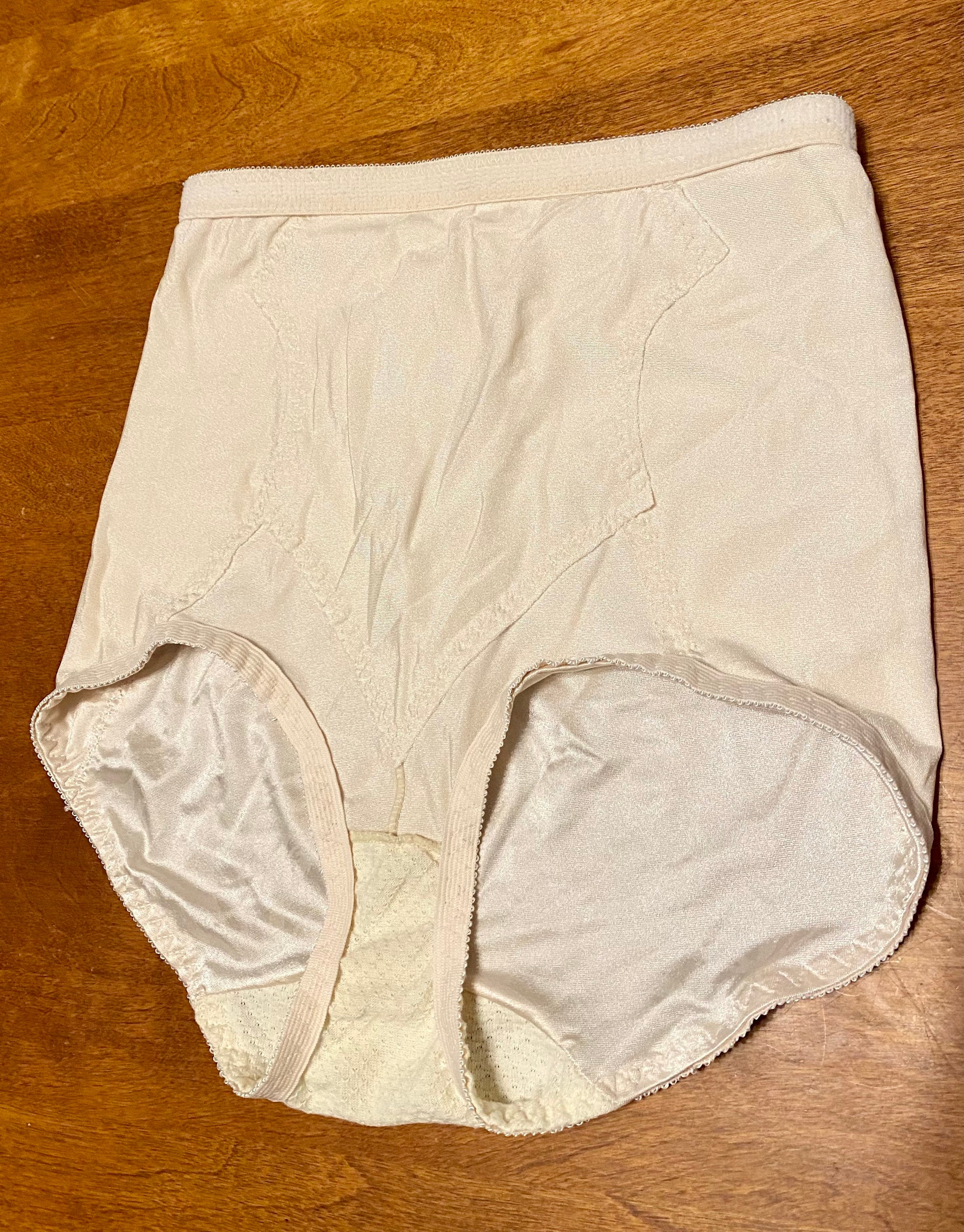 Vtg Lady Manhattan Hi-cut Girdle Panties, Mesh Gusset, Union Made, USA, Shiny Nylon/lycra Ivory ...
