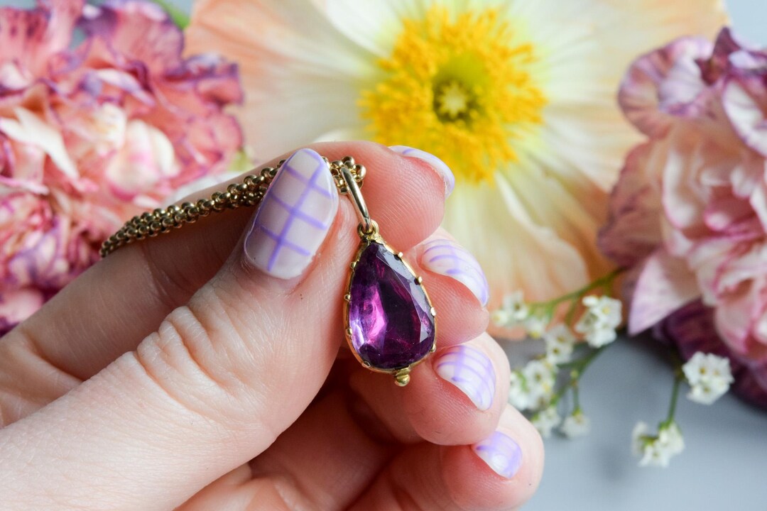 Antique Georgian Foiled Back Teardrop Purple Paste Pendant 9 Carat Gold ...