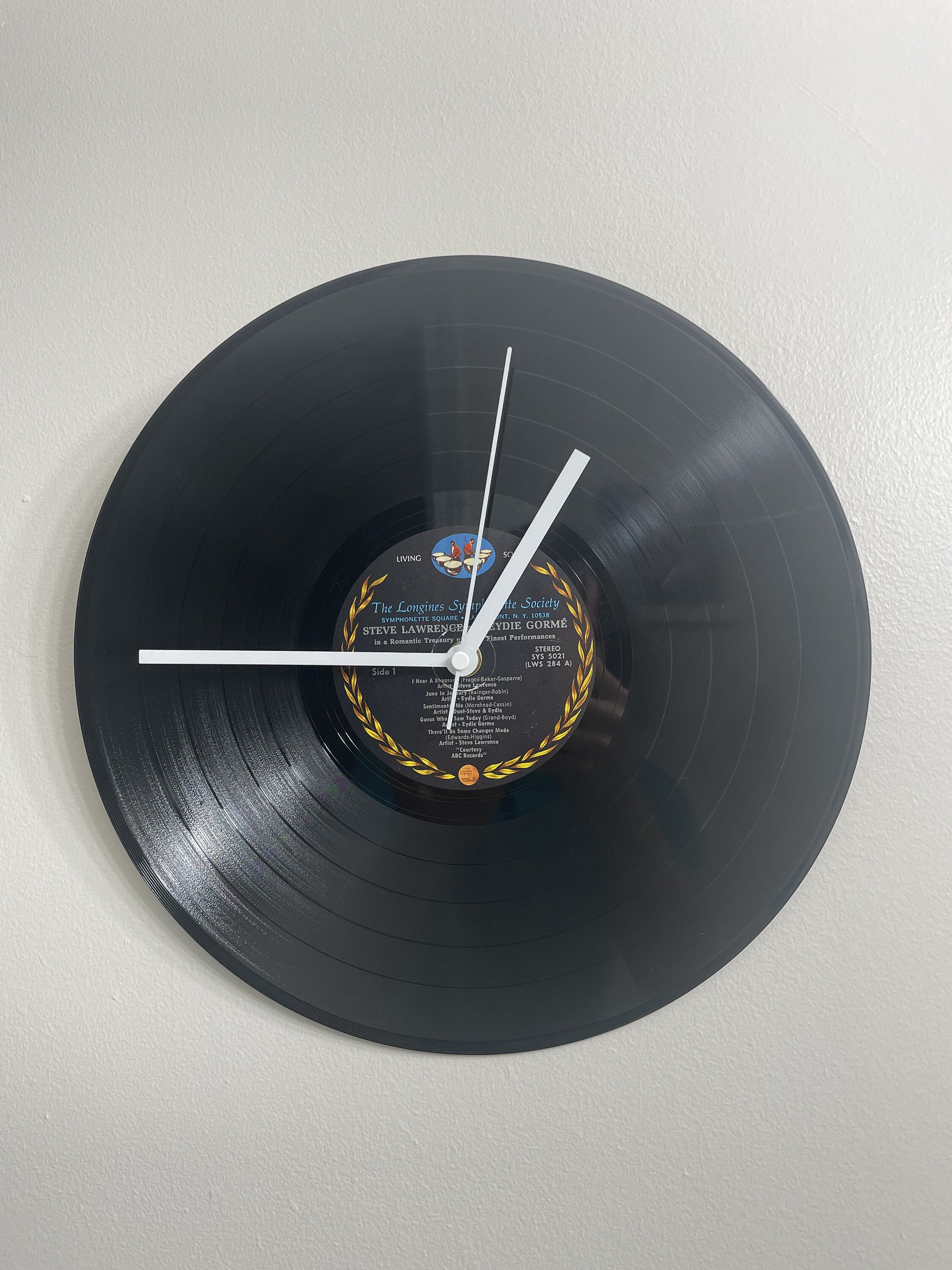 Vinyl Record Clock 12" | Made From Real Upcycled Vintage Vinyl - Etsy