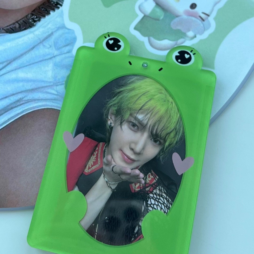 FROG Photocard Holder - Etsy