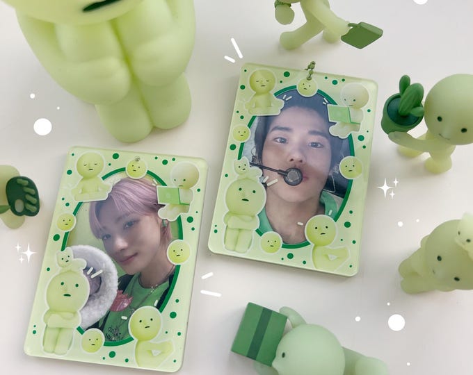 ALIEN Kpop Photocard Holder - Etsy