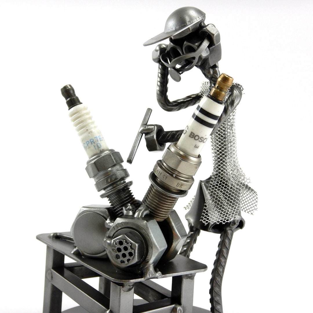 MECHANIC WITH MOTOR Handmade Recycled Metal Sculpture, Made in Italy ...