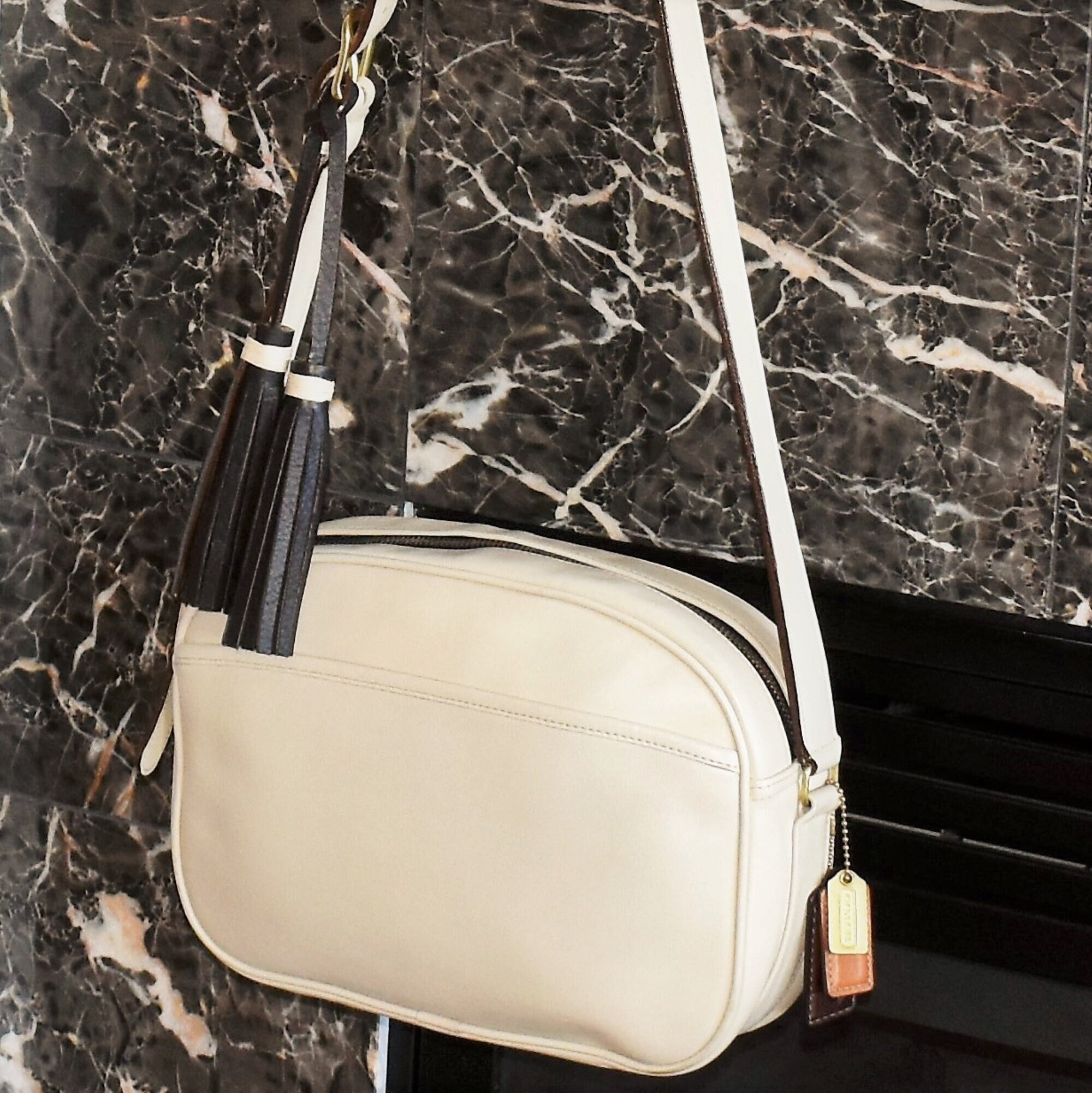 COACH VINTAGE LEATHER SMALL CAMERA BAG 9973 - munimoro.gob.pe